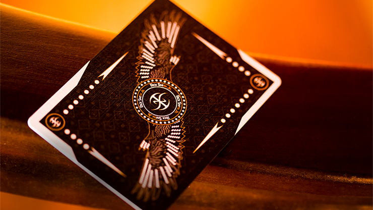 Falcon Throwing Cards – SYNCSPIKE